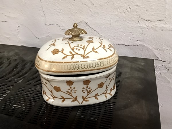 Achat BOITE faience beige occasion - Profondeville | Troc.com