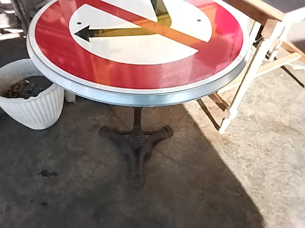 Achat GUERIDON SIGNALISATION occasion - Ales | Troc.com