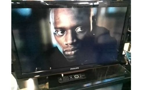 Achat TELEVISEUR PHILIPS 66CM / TNT HD / AVEC TELECOMMANDE occasion ...