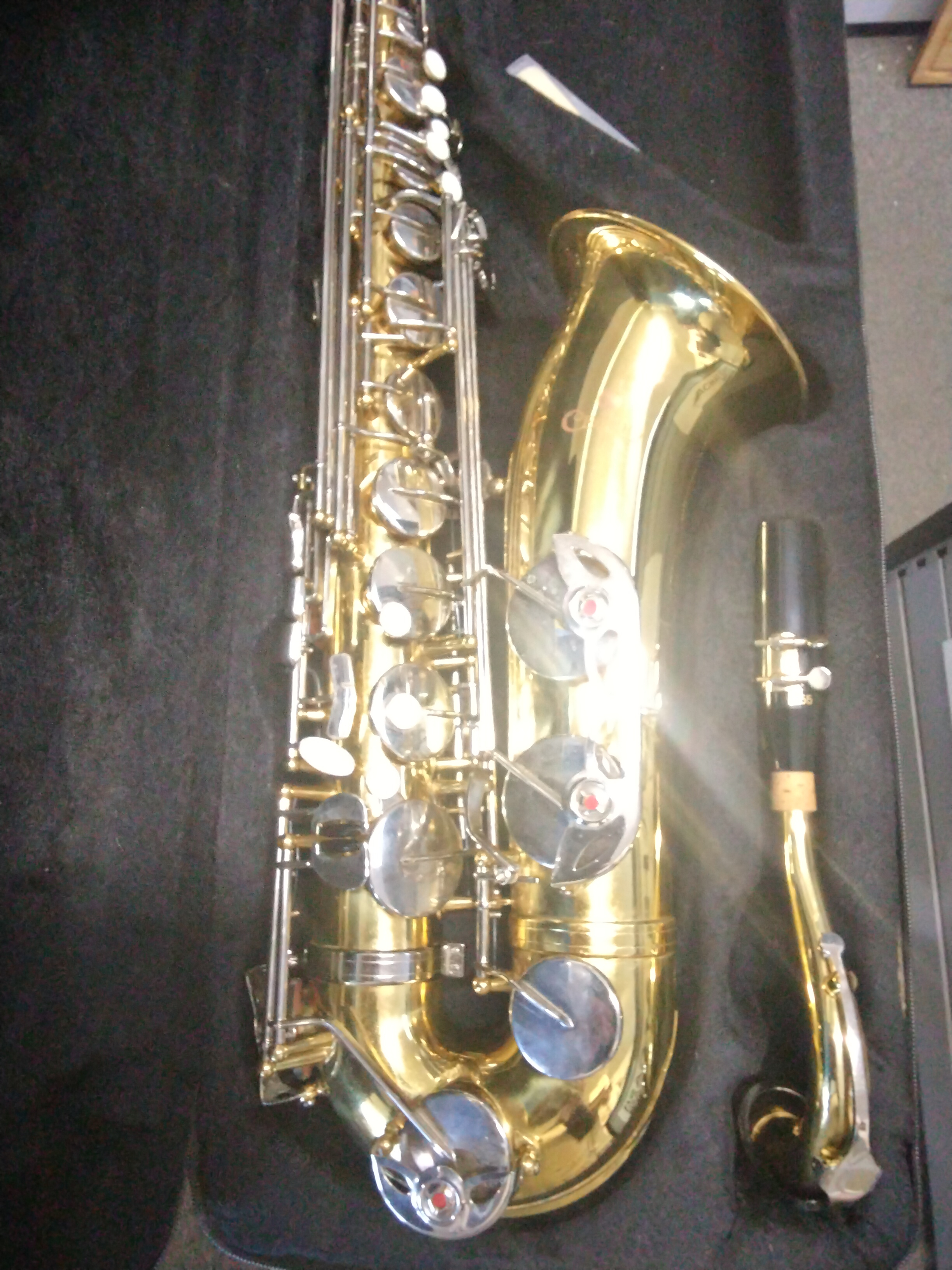 Achat INSTRUMENT DE MUSIQUE SAXOPHONE TENOR CECILIO occasion - Ahuy ...
