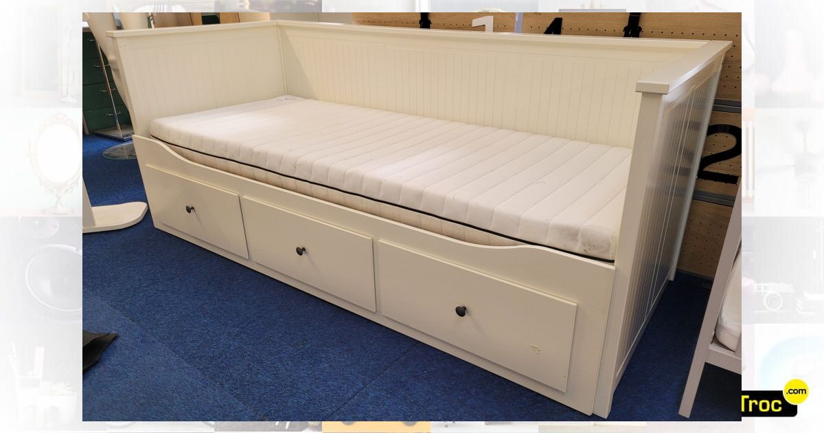 Achat LIT BLANC IKEA 1 PLACE EXTENSIBLE + MATELAS occasion - Forest ...