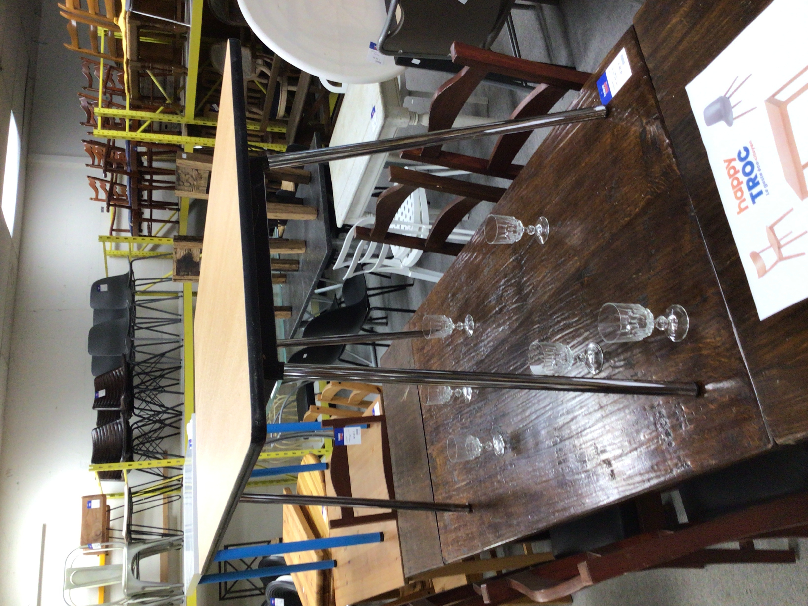 Achat TABLE FORMICA occasion - Jumet | Troc.com