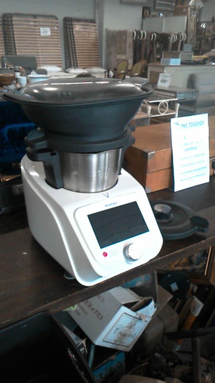 Achat ROBOT MENAGER MONSIEUR CUISINE SILVERCREST CO occasion - Grigny ...