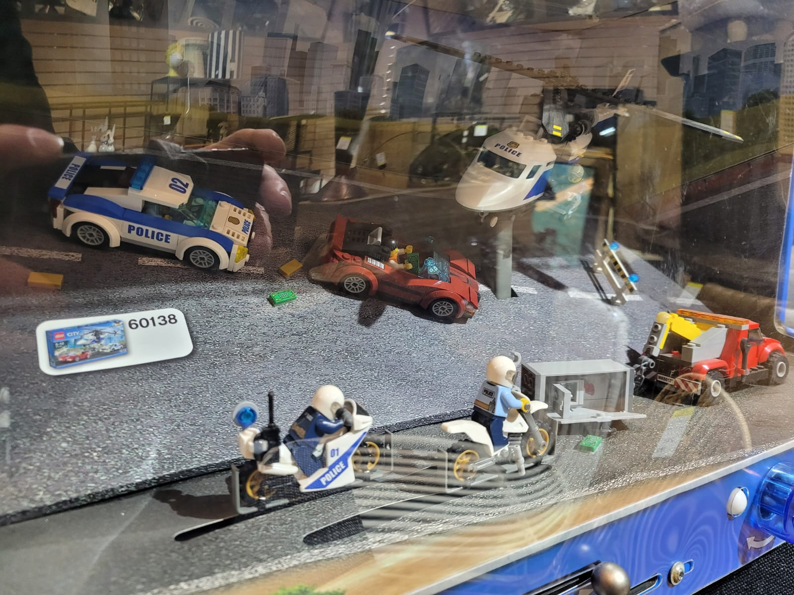 Achat VITRINE LEGO CITY occasion - Forest Vorst | Troc.com