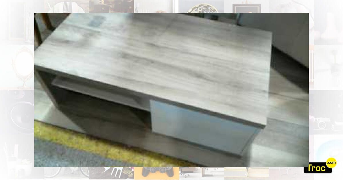 Compre la oportunidad de MESA BAJA - Rennes | Troc.com